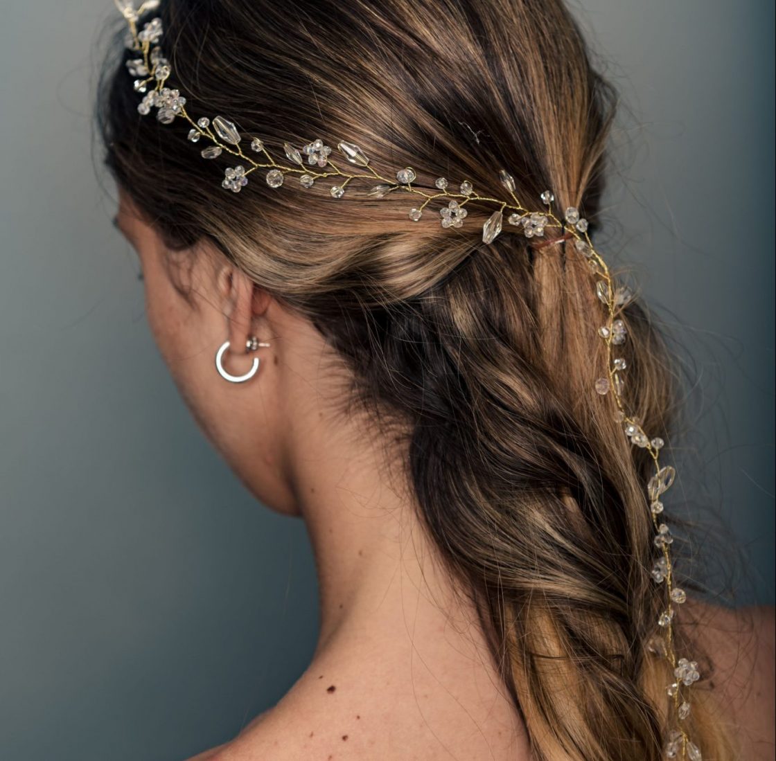 ¿Cómo elegir el tocado perfecto para ese día tan especial?