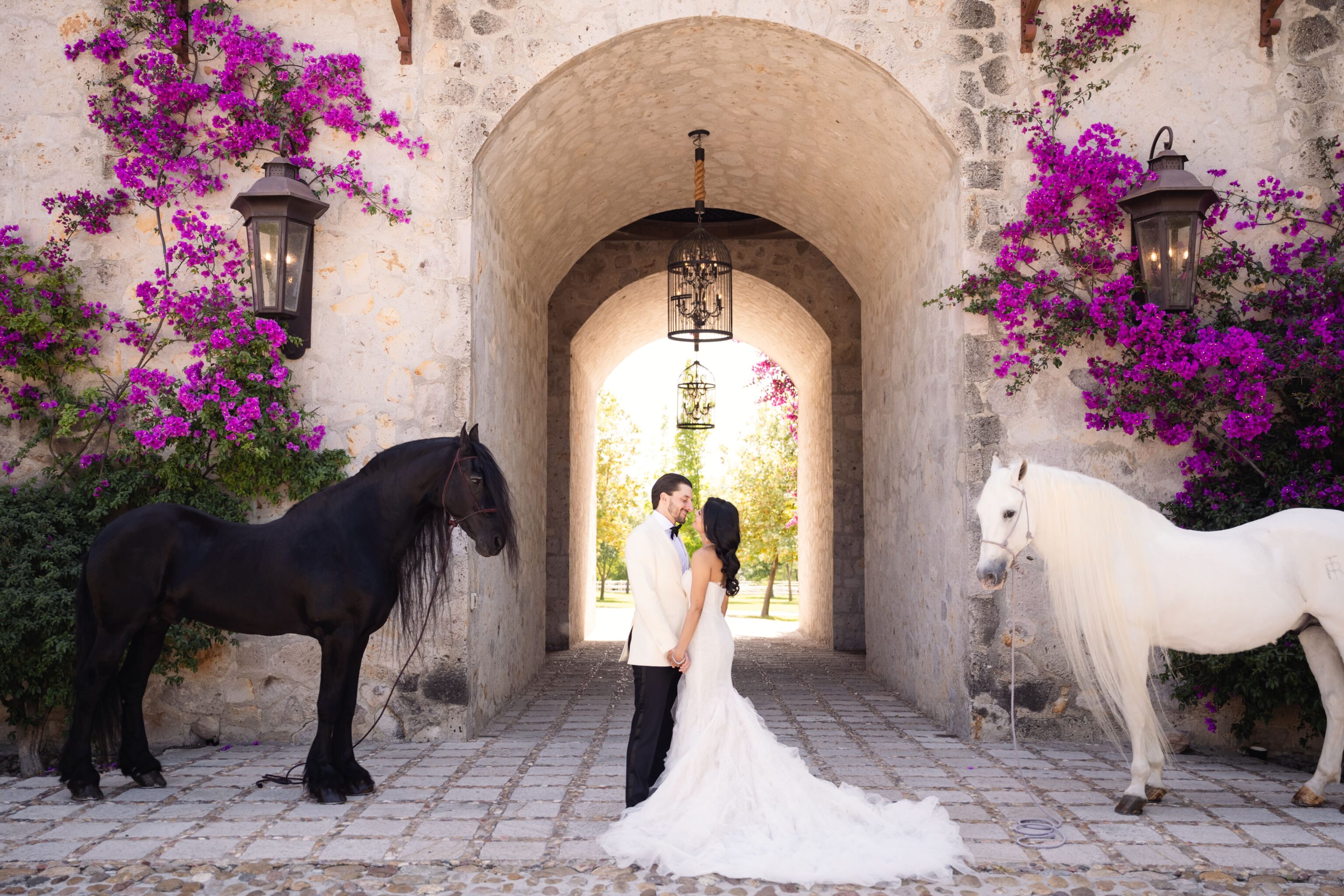 Kim & Evan: Un Romance Entre Dos Mundos - TWB Blog | Todo para tu Boda ...